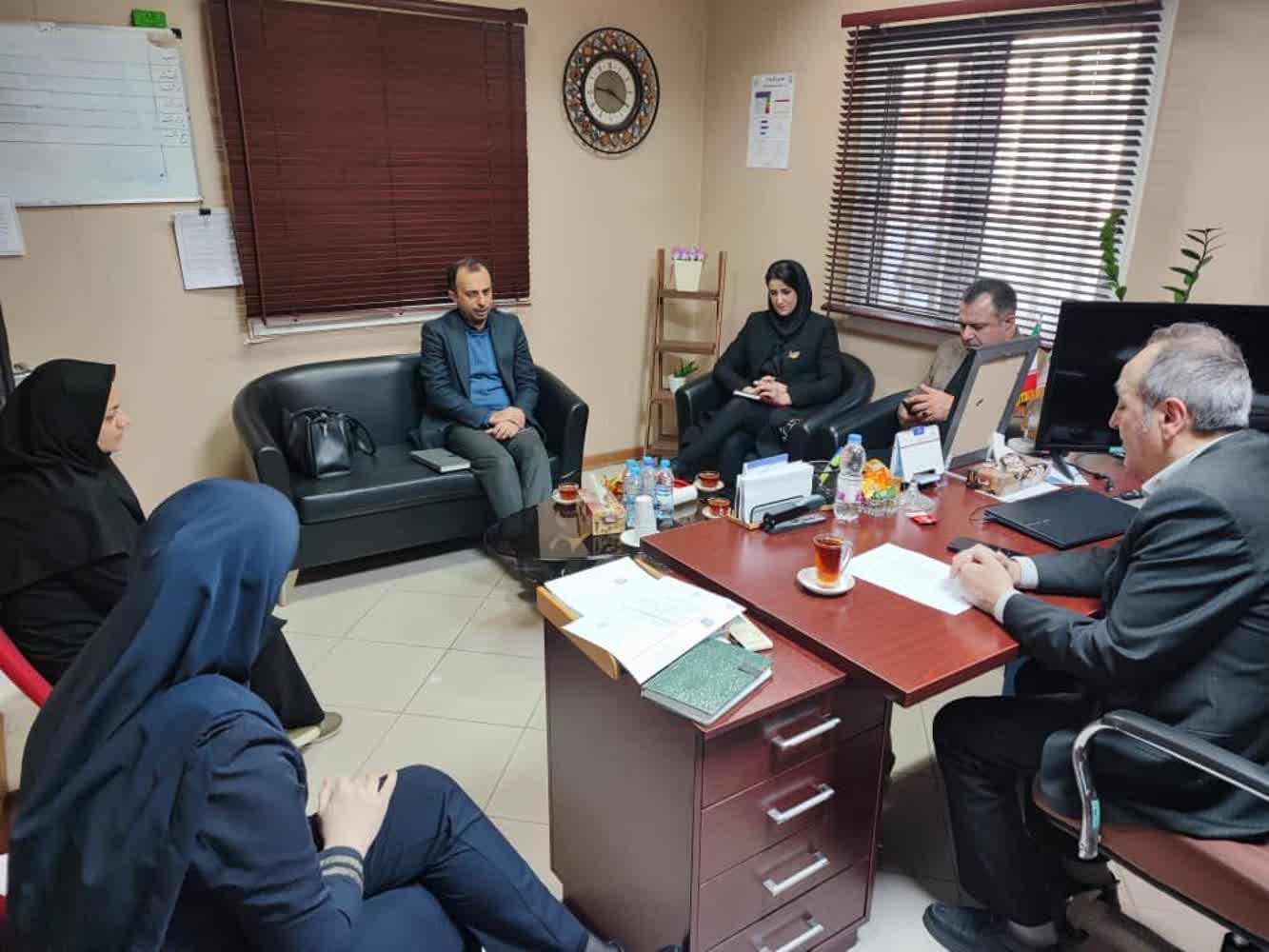 جلسه معاونت آموزشی جهاد دانشگاهی گیلان با ریاست بیمارستان ولایت درخصوص ...